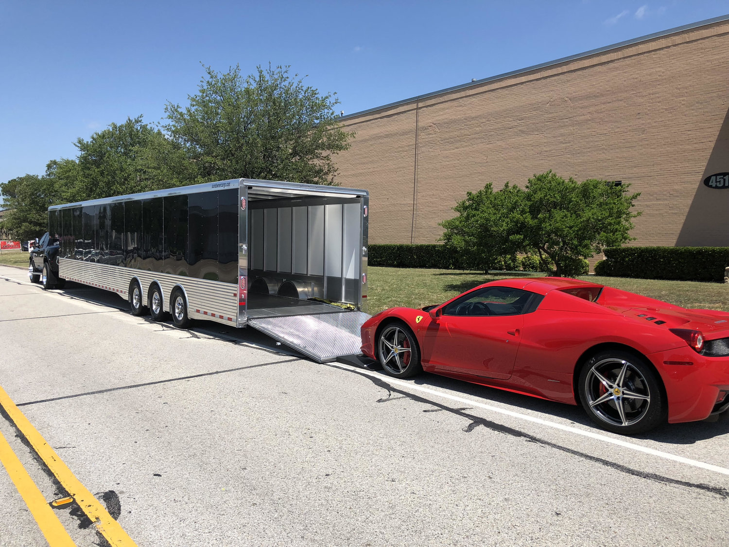 Enclosed Car Transport - How to Load and Unload a Vehicle Safely